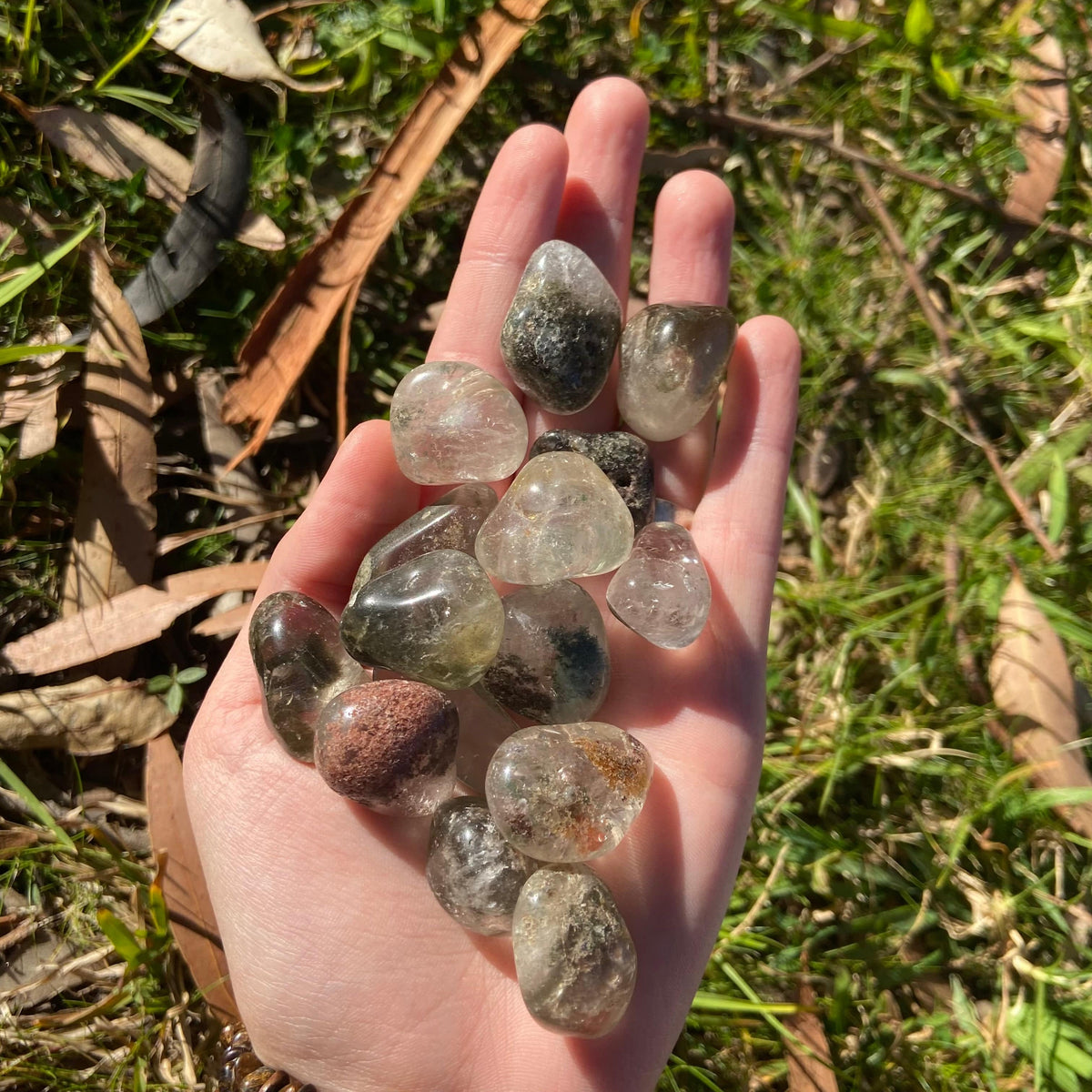 Phantom Quartz Tumbled Stone – Kiki The Hippie Shop
